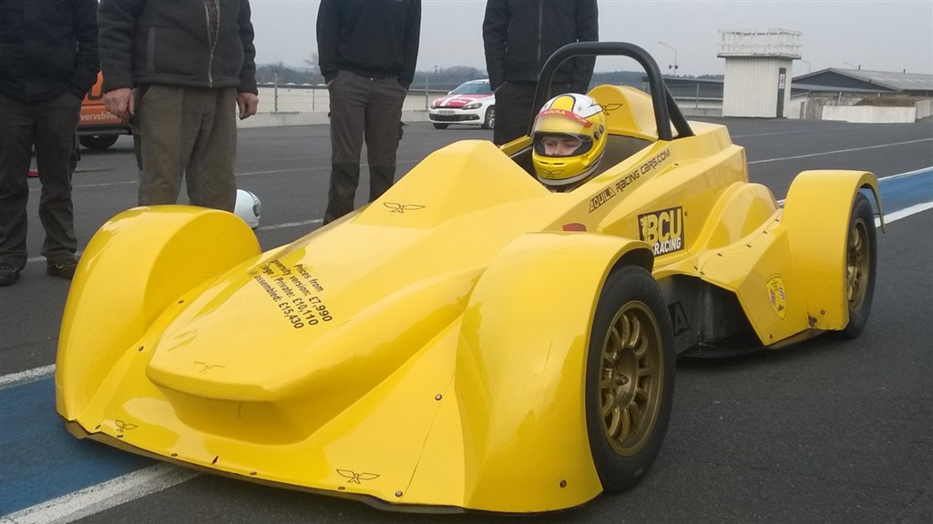 Motorsporten.dk - Bil nyt - Vellykket test for Aquila Synergy på FDM ...